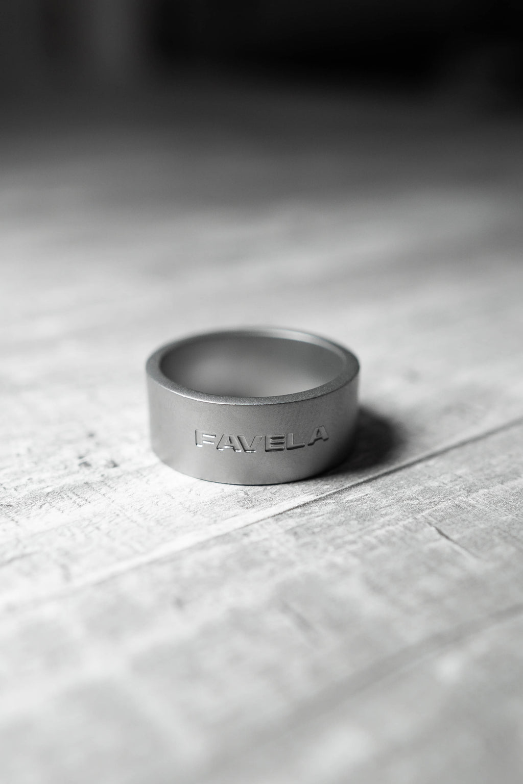 BRUSHED WIDE RING – FAVELA Clothing